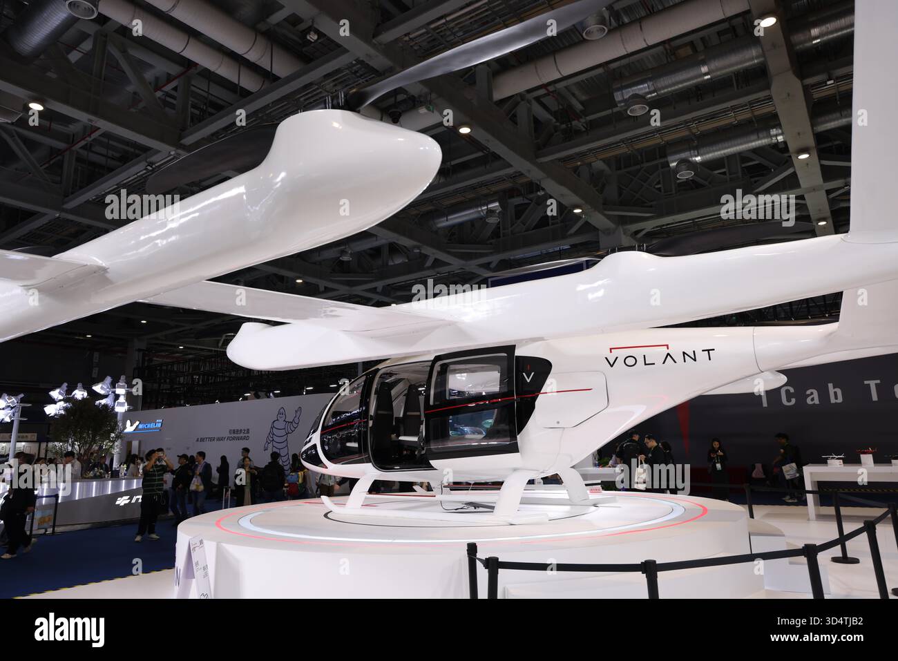 Volant Aerotech's VE25-100 eVTOL aircraft makes debut at the 8th China ...