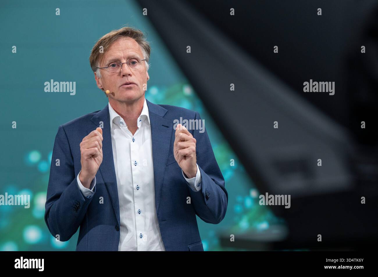 12 November 2025, Bavaria, Neubiberg: Jochen Hanebeck, CEO of Infineon ...