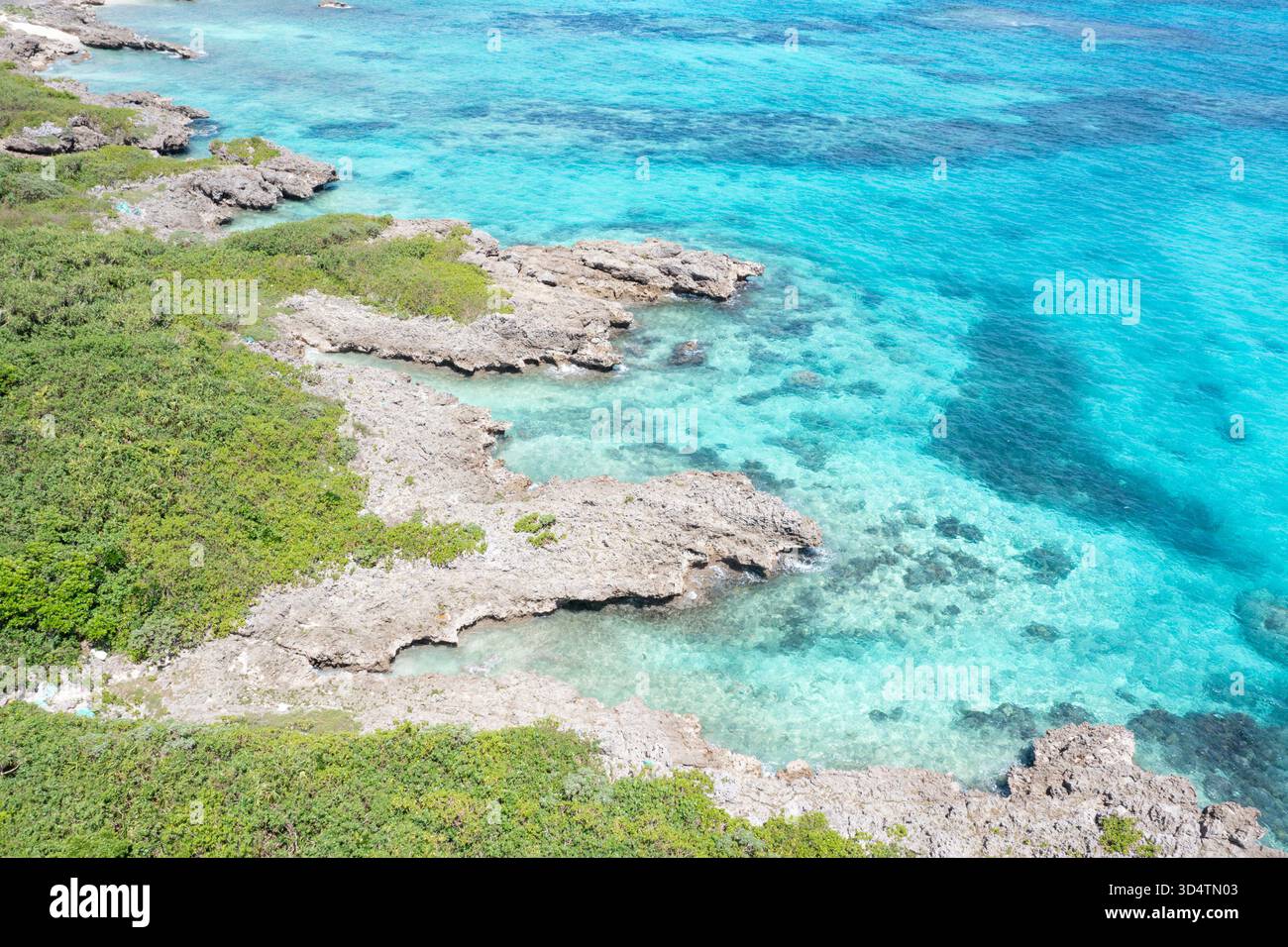 Aerial view calm turquoise water hi-res stock photography and images ...