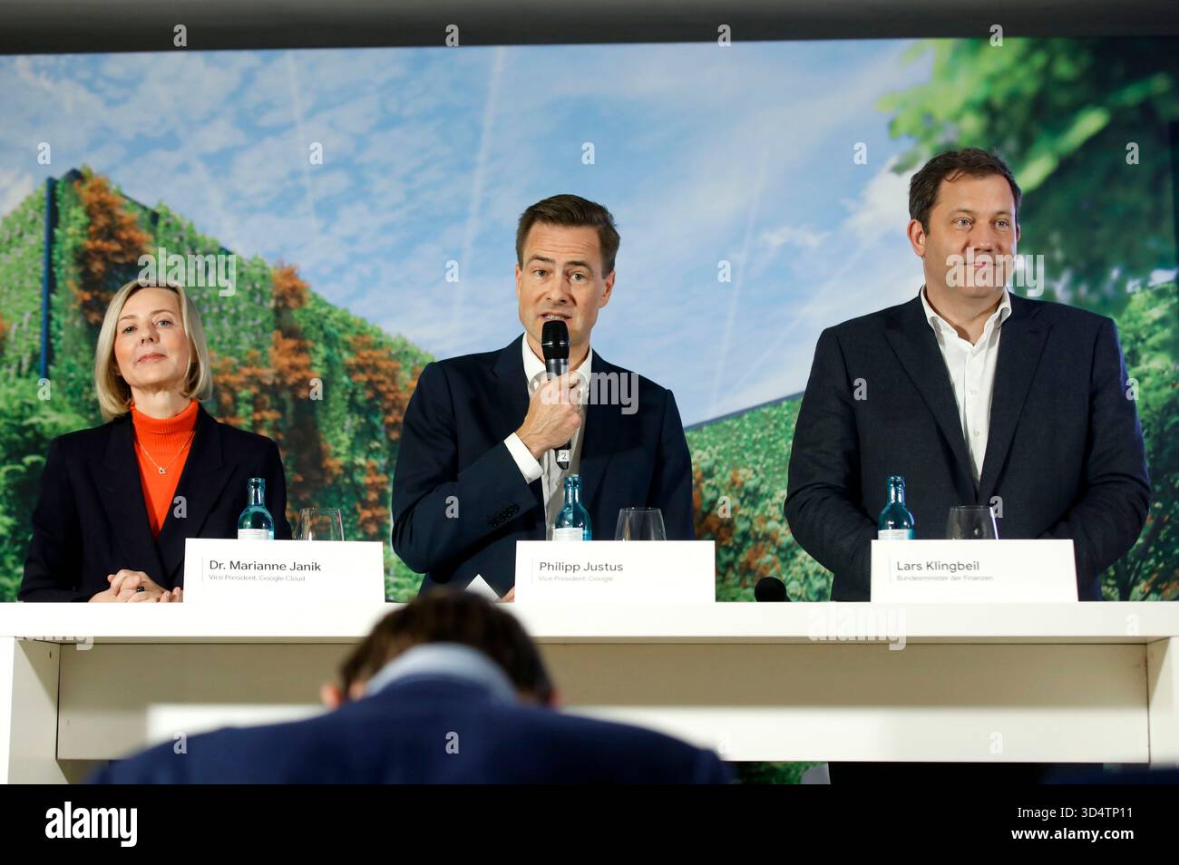 Marianne Janik, Philipp Justus, and Lars Klingbeil at the presentation ...