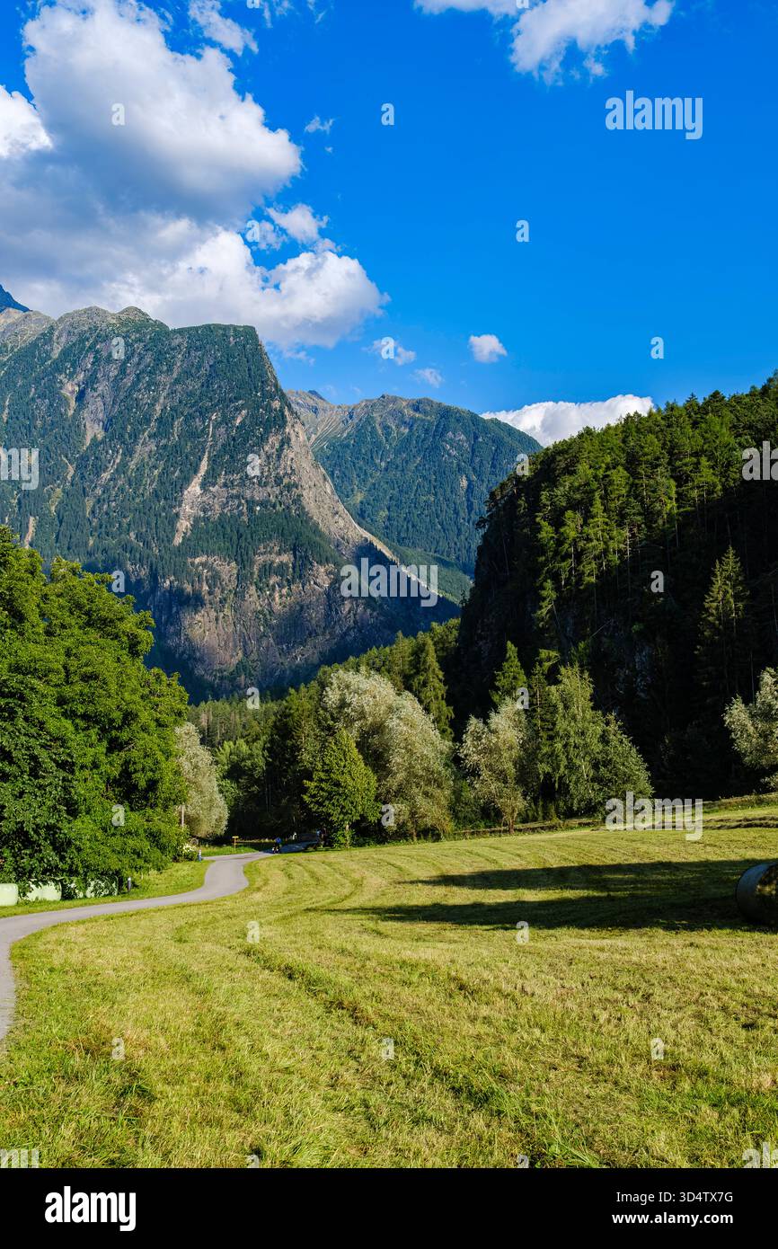 Piburg, Oetz, Ötztal, Tirol, Österreich Malerische Gebirgslandschaft ...