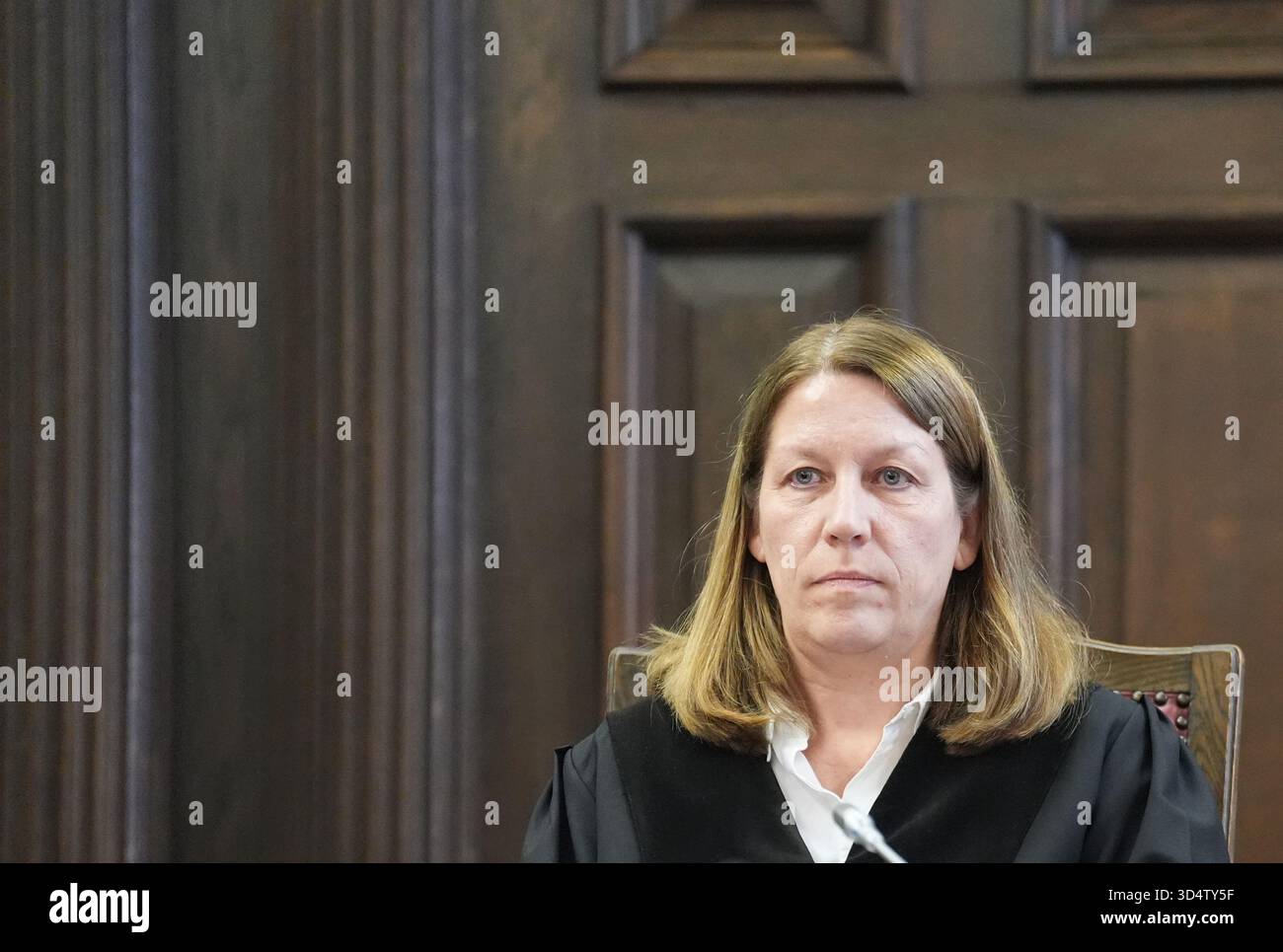 12 November 2025, Hamburg: Judge Isabel Hildebrandt, chairwoman of the ...
