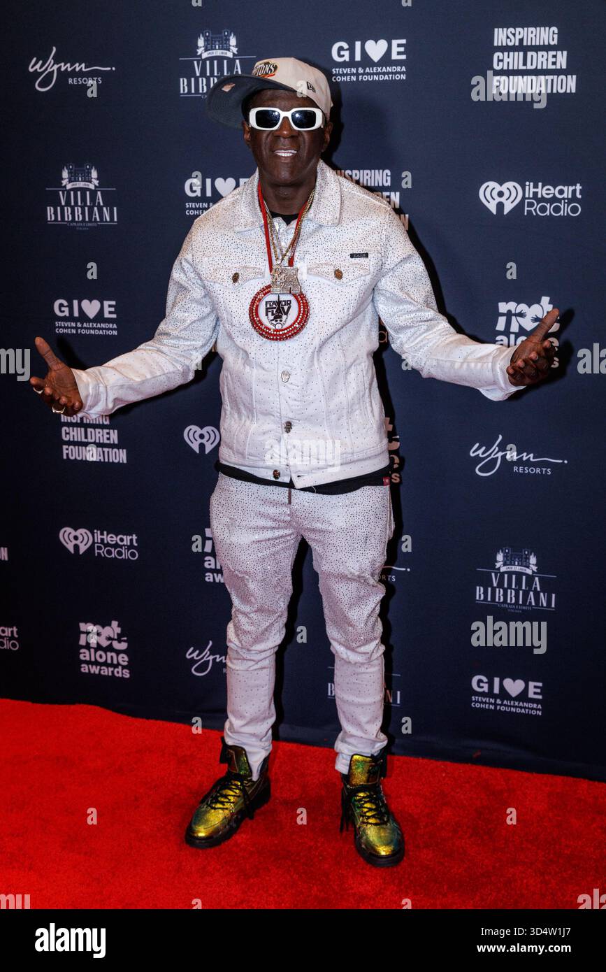 Flavor Flav attends The Inaugural Not Alone Awards hosted by Jewel at ...