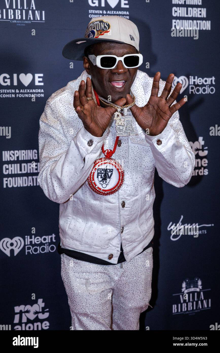 Flavor Flav attends The Inaugural Not Alone Awards hosted by Jewel at ...