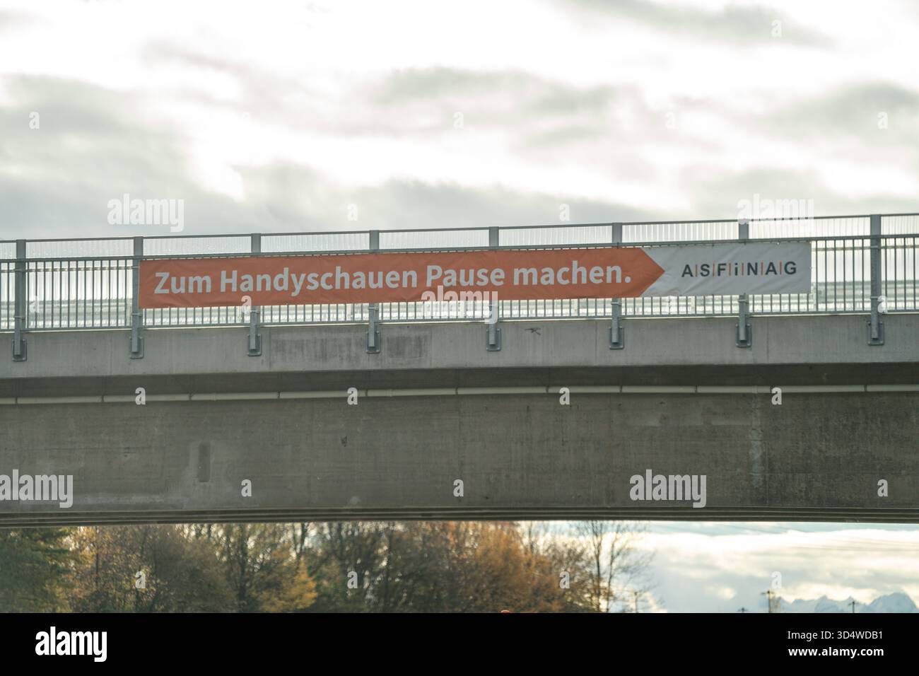 Autobahnbetrieb hi-res stock photography and images - Alamy