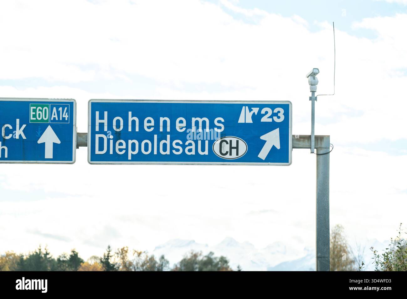 Autobahnschild, Ausfahrt, Hohenems, Diepoldsau, Schweiz, CH, Vorarlberg ...