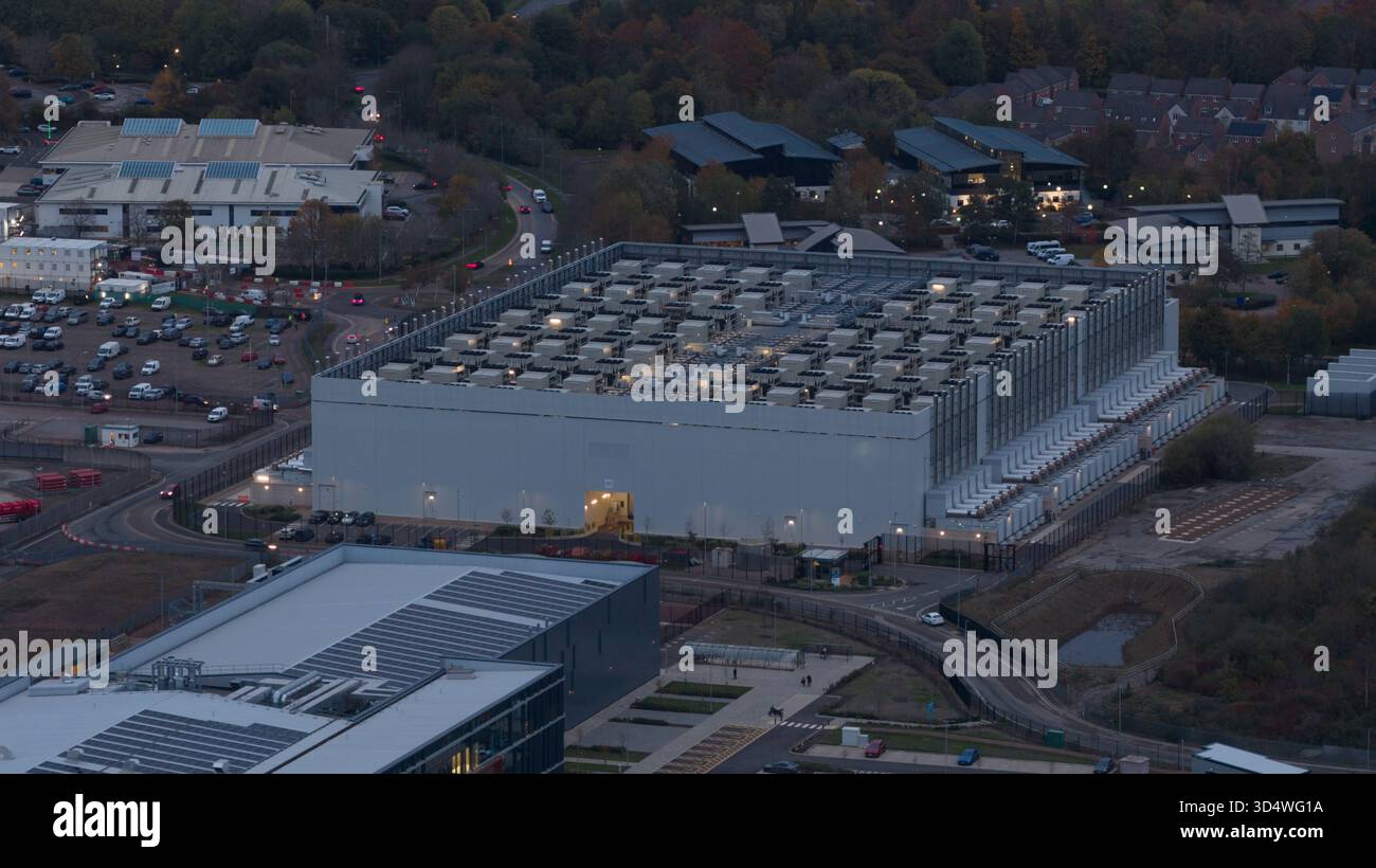 Aerial data center exterior hi-res stock photography and images - Alamy
