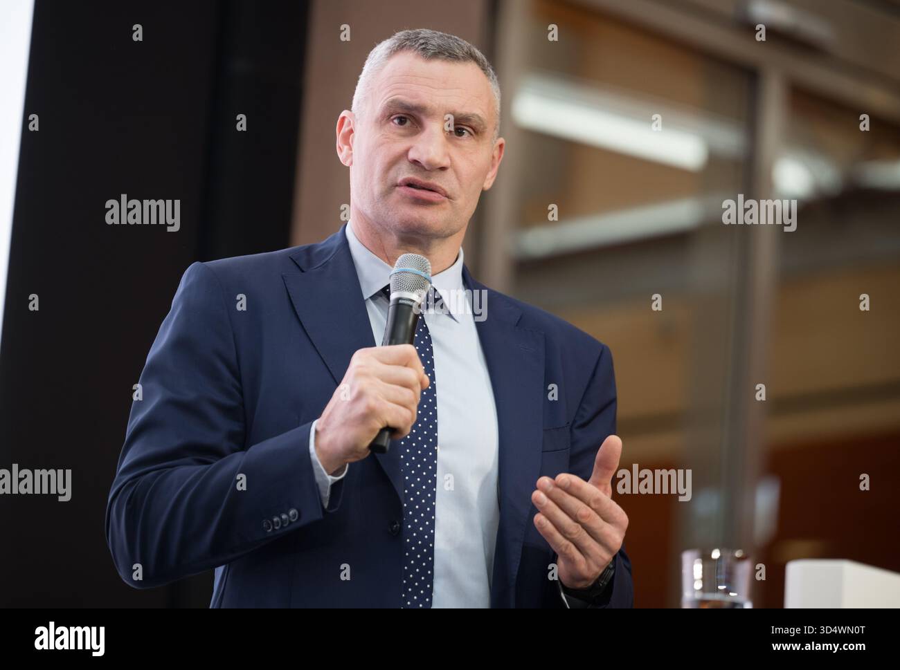 Kyiv vitali klitschko mayor 2025 hi-res stock photography and images ...