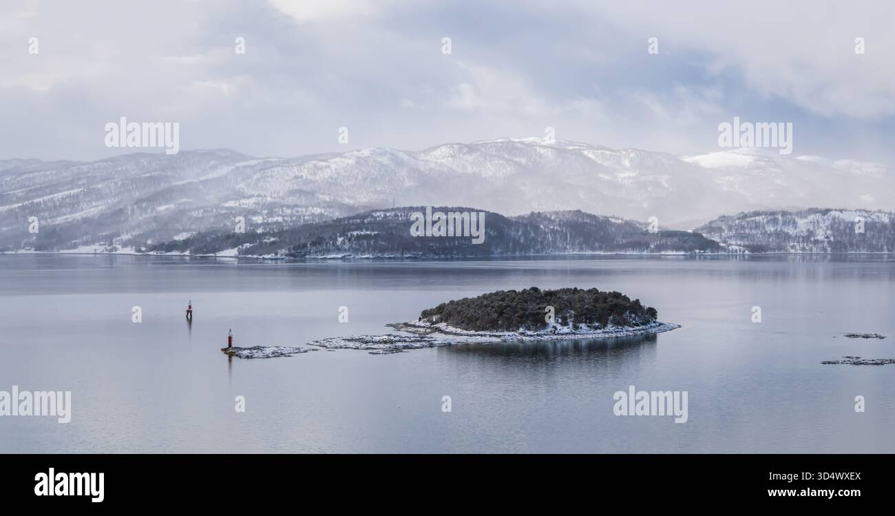 A scenic view in winter from Gisund Bridge, connecting Senja Island and ...