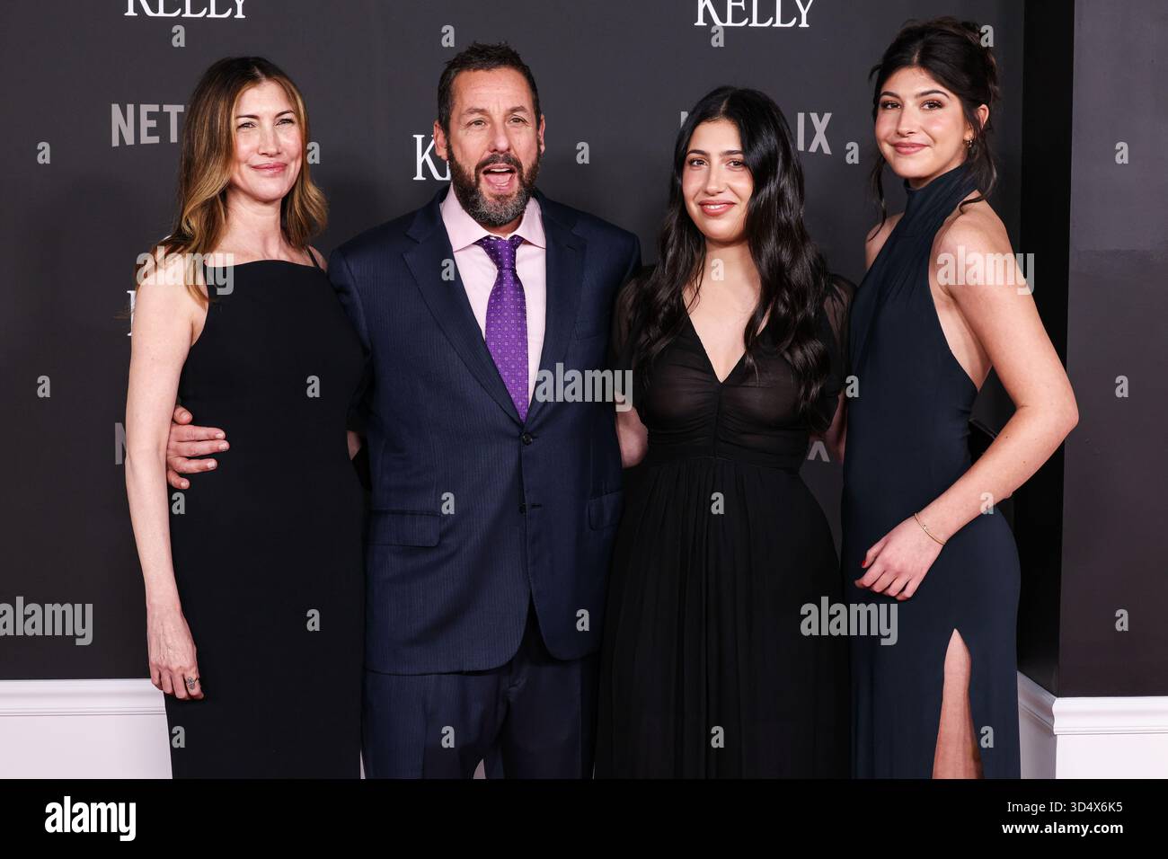 HOLLYWOOD, LOS ANGELES, CALIFORNIA, USA - NOVEMBER 11: American actress ...