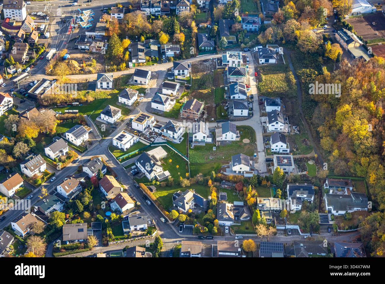 Luftbild, Wohnsiedlung mit Baustelle und Neubau Auf der Gehre ...