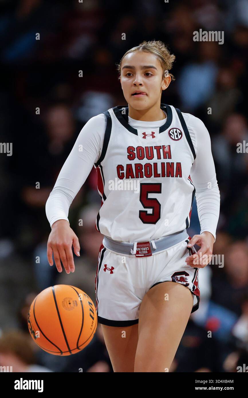 South Carolina guard Tessa Johnson brings the ball upcourt during the ...