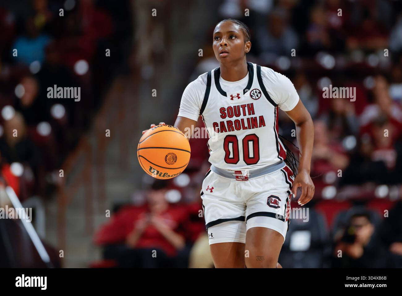 South Carolina guard Ta'Niya Latson brings the ball upcourt during the ...