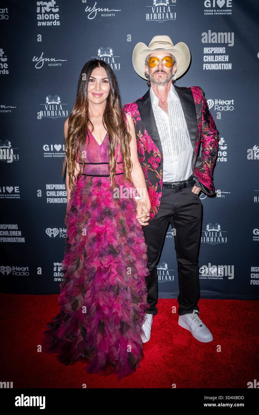 LAS VEGAS, NV - NOVEMBER 11: Bethany Wolf, Josh Wolf at the Not Alone ...