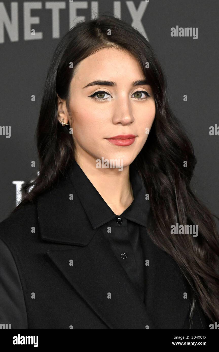 Caylee Cowan bei der Premiere des Netflix-Films Jay Kelly im Egyptian ...