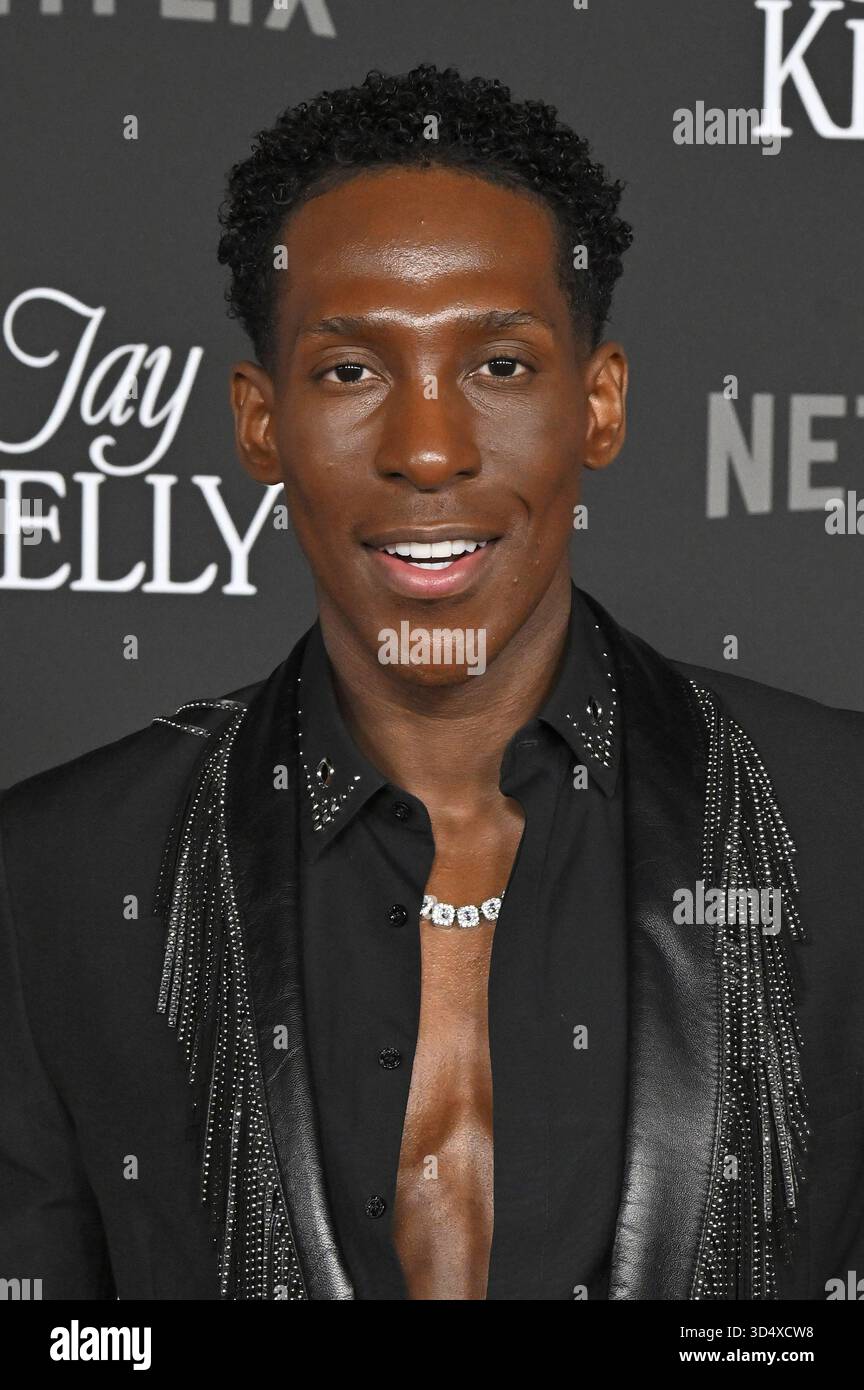 Joshua Uduma bei der Premiere des Netflix-Films Jay Kelly im Egyptian ...