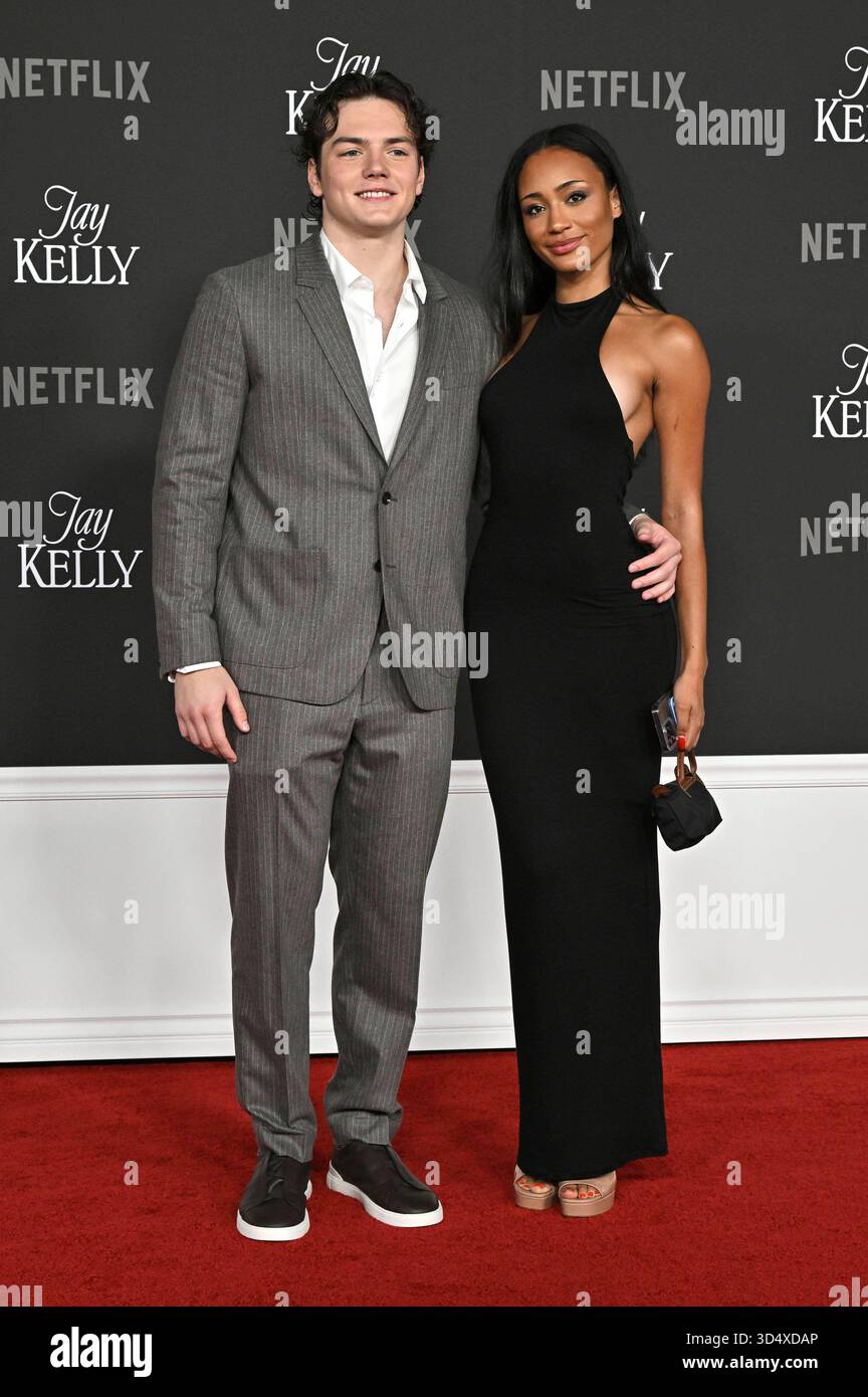 Kalin Patrick Wilson mit Begleitung bei der Premiere des Netflix-Films ...