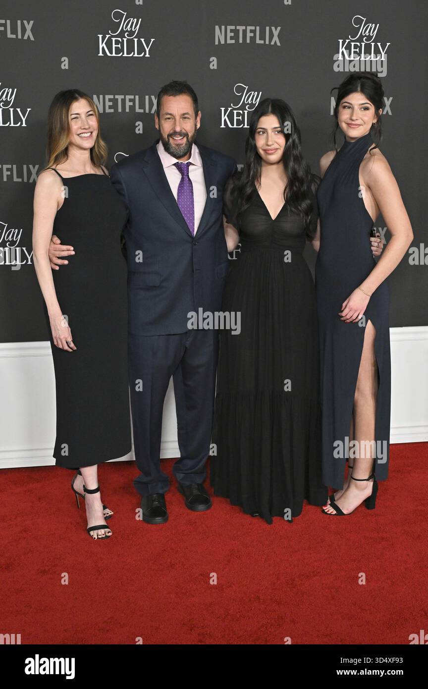 Jackie Sandler, Adam Sandler, Sadie Sandler und Sunny Sandler bei der ...