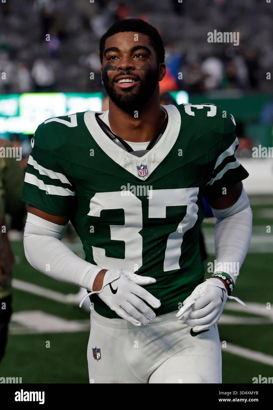 New York Jets cornerback Qwan'tez Stiggers (37) after an NFL football ...
