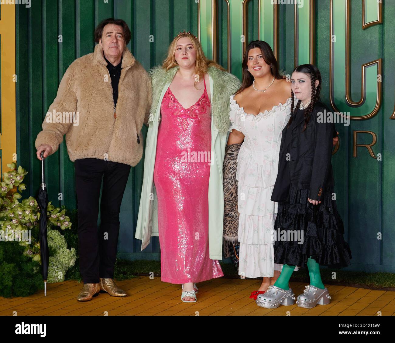 Jonathan Ross and Honey Kinney Ross attend the European Premiere of ...