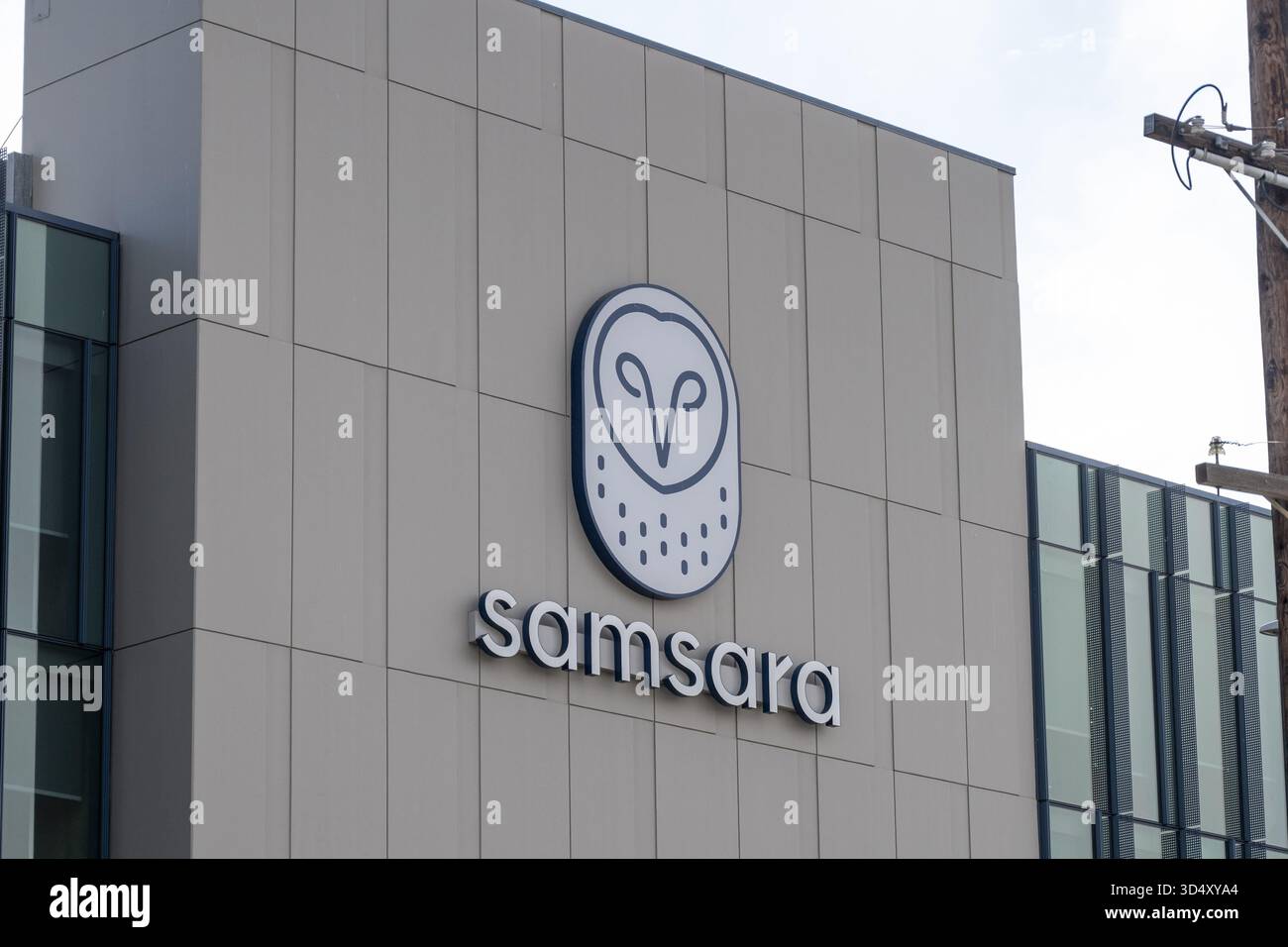 Samsara logo on modern office building facade, San Francisco ...