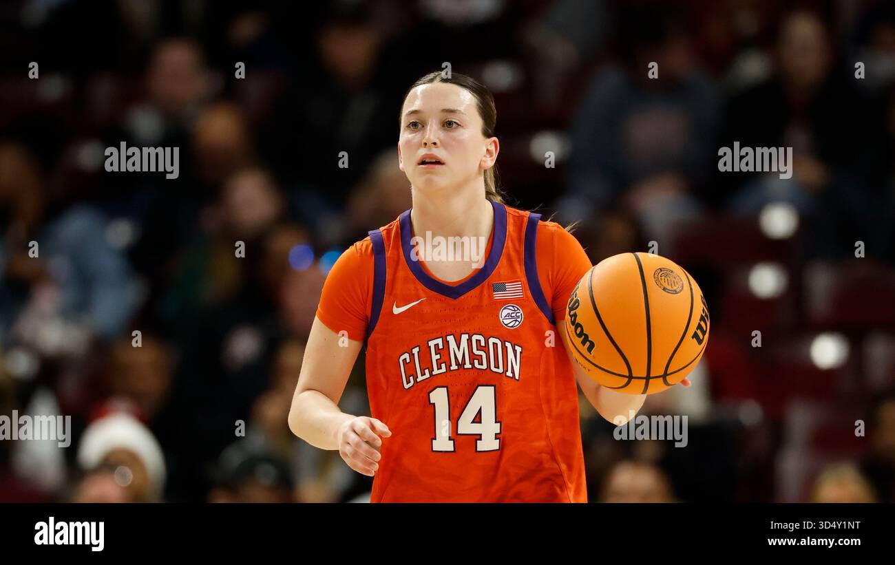 Clemson guard Rachael Rose brings the ball upcourt during the second ...