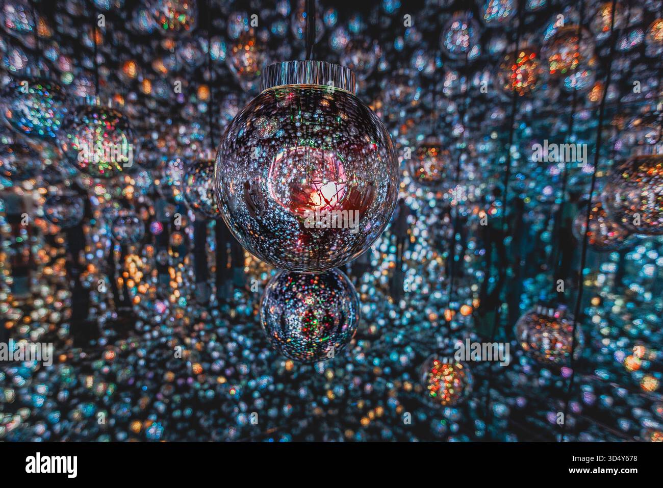 Immersive digital art museum created by the art collective teamLab in ...