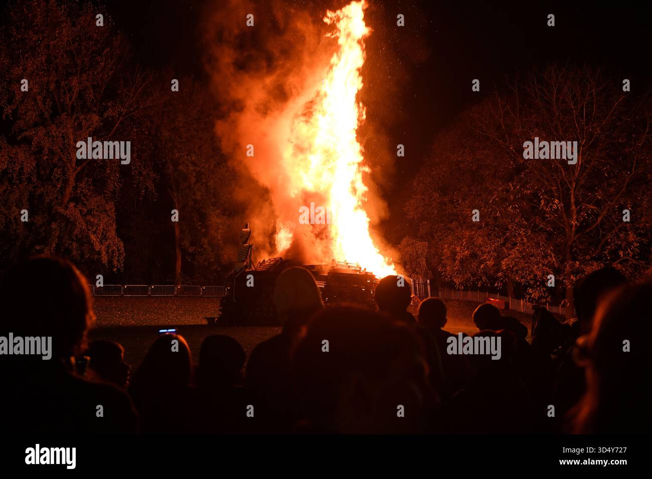 Leicester, Leicestershire, UK. 1st November 2025. Uk News. The bonfire ...