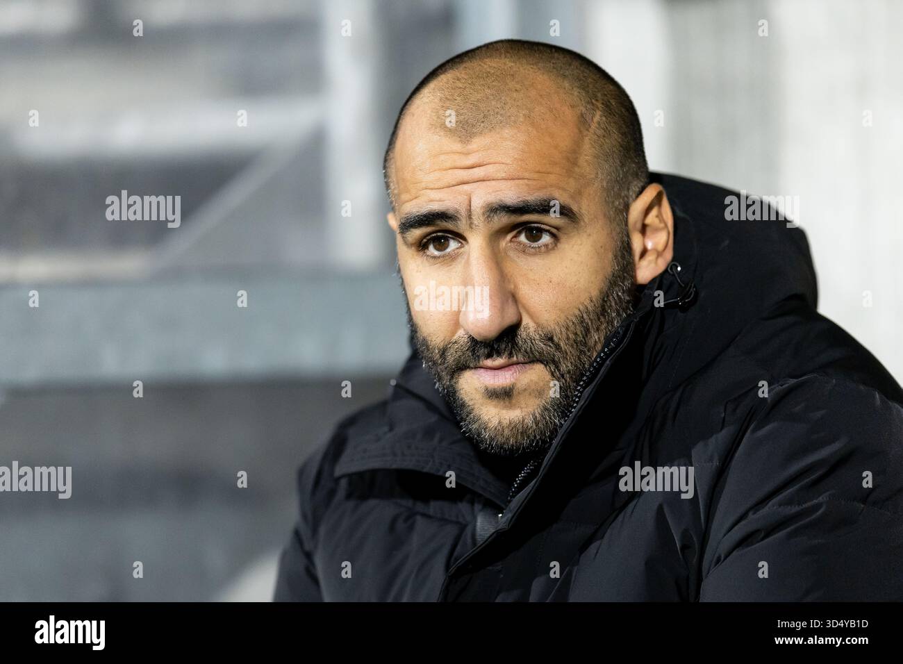 251112 Coach Mak Lind of Häcken ahead of the UEFA Women's Europa Cup ...