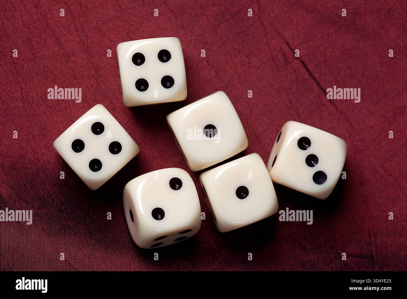 dice on red fabric the dice on red fabric Copyright: xIMAGO/Zoonar.com ...