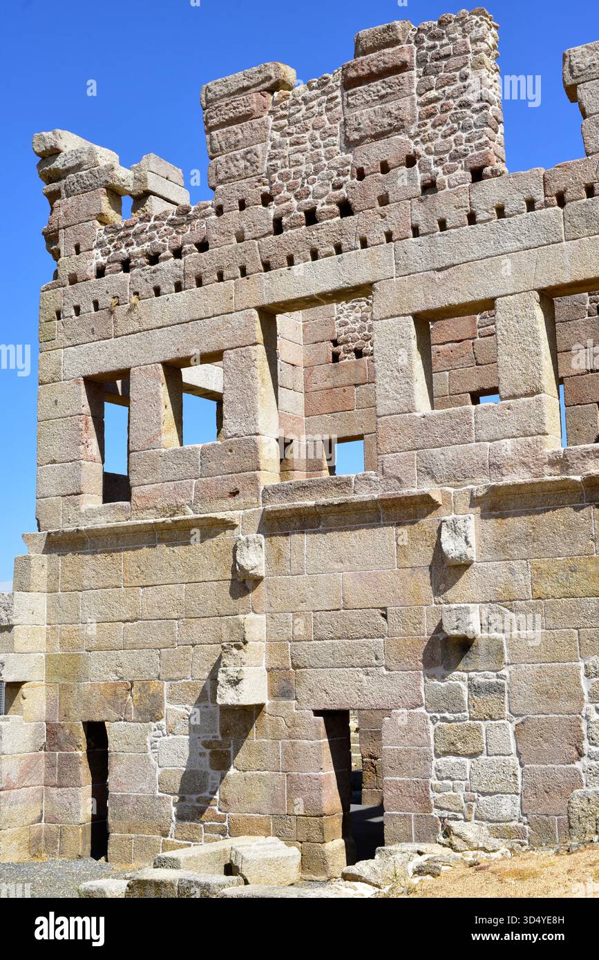 Belmonte, Centum Cellas Tower (Roman villa, 1th century). Colmeal da ...