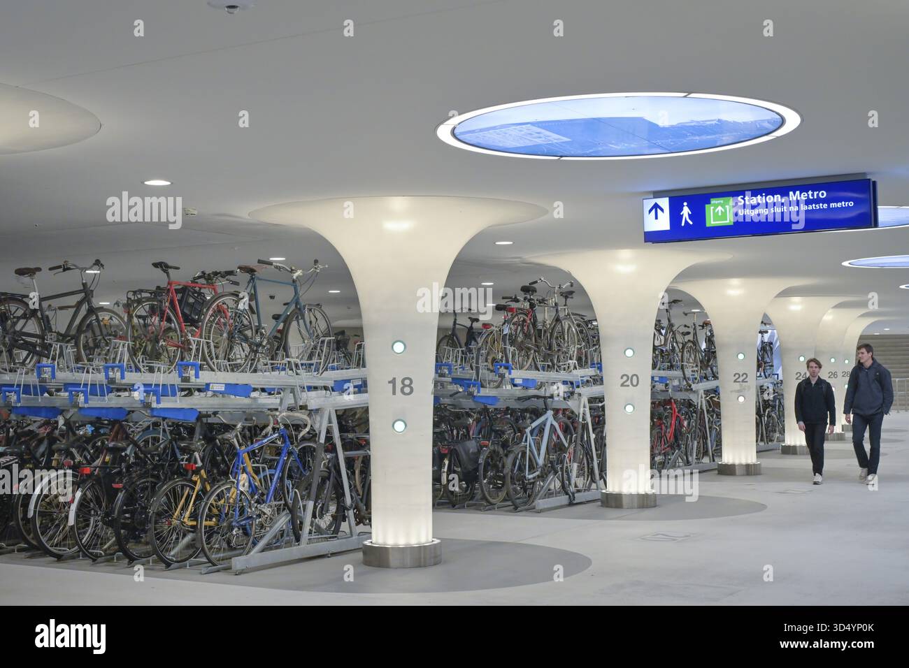 Bicycle parking, underground parking garage at Central Station ...