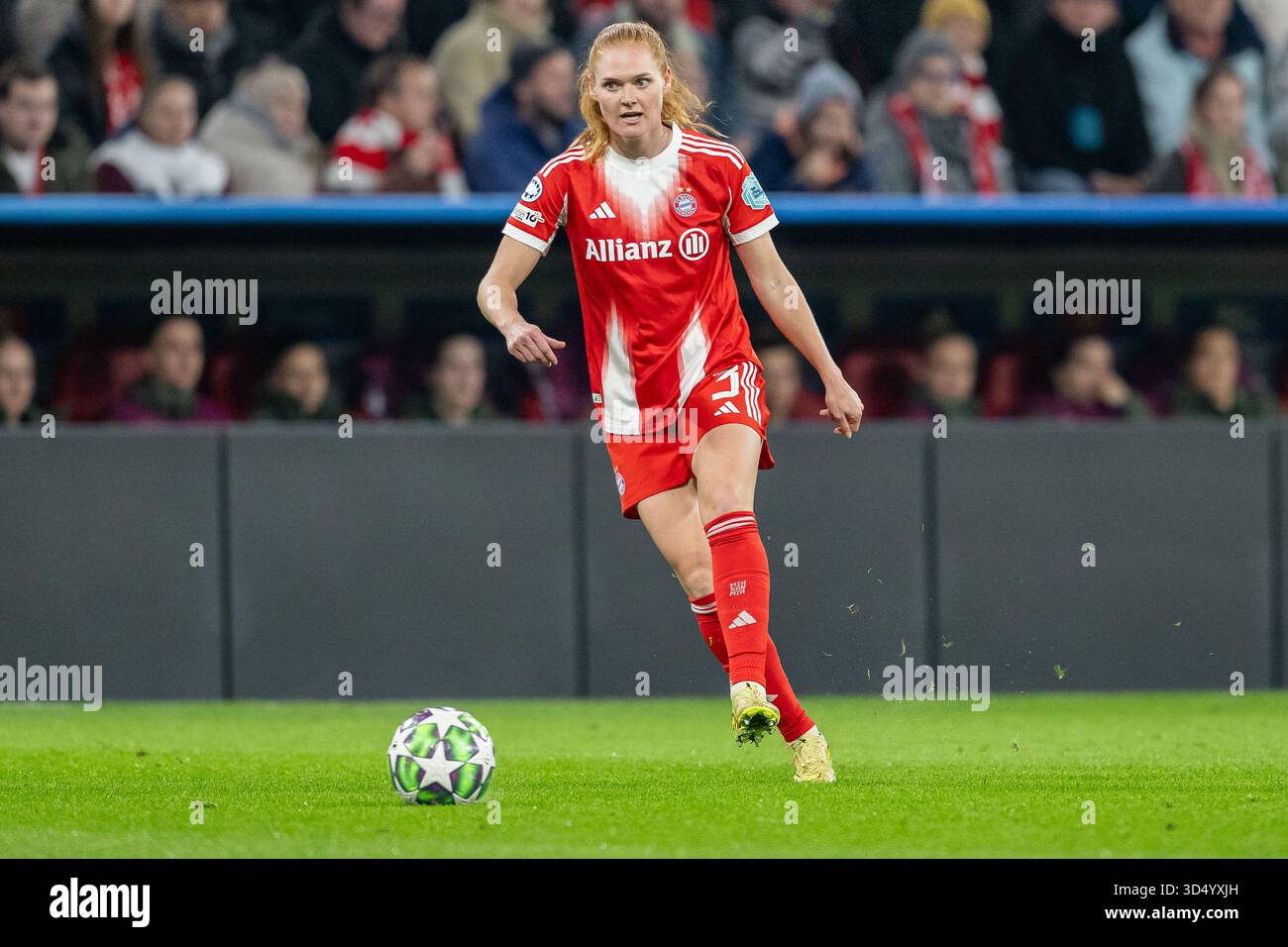 Stine Ballisager Pedersen (FC FC Bayern Munich Women, #03) GER, FC FC ...