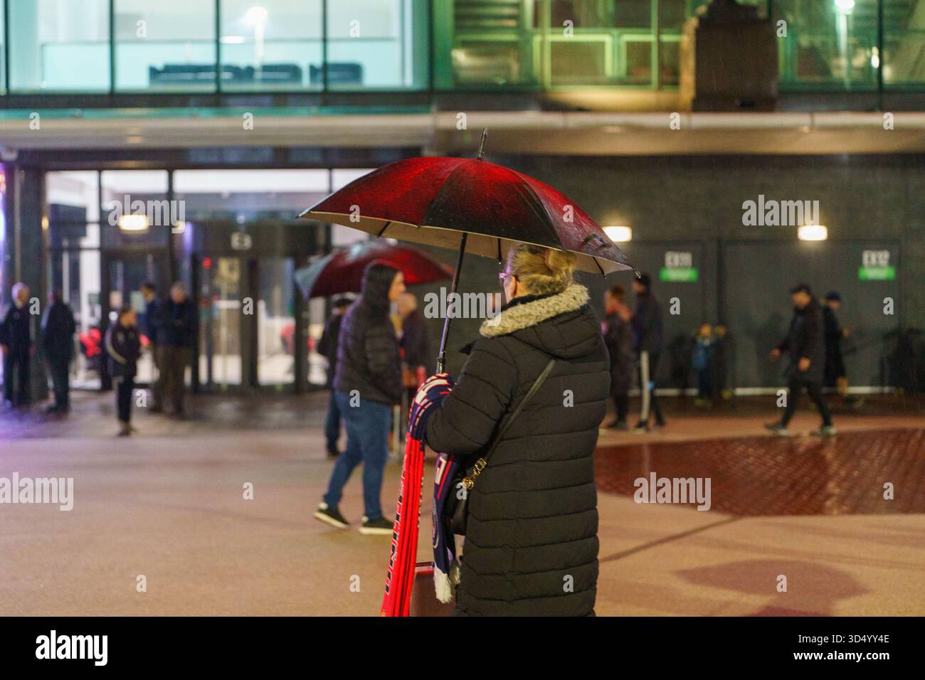 Manchester, UK, 12th Nov 2025: Manchester United fans arriving in the ...