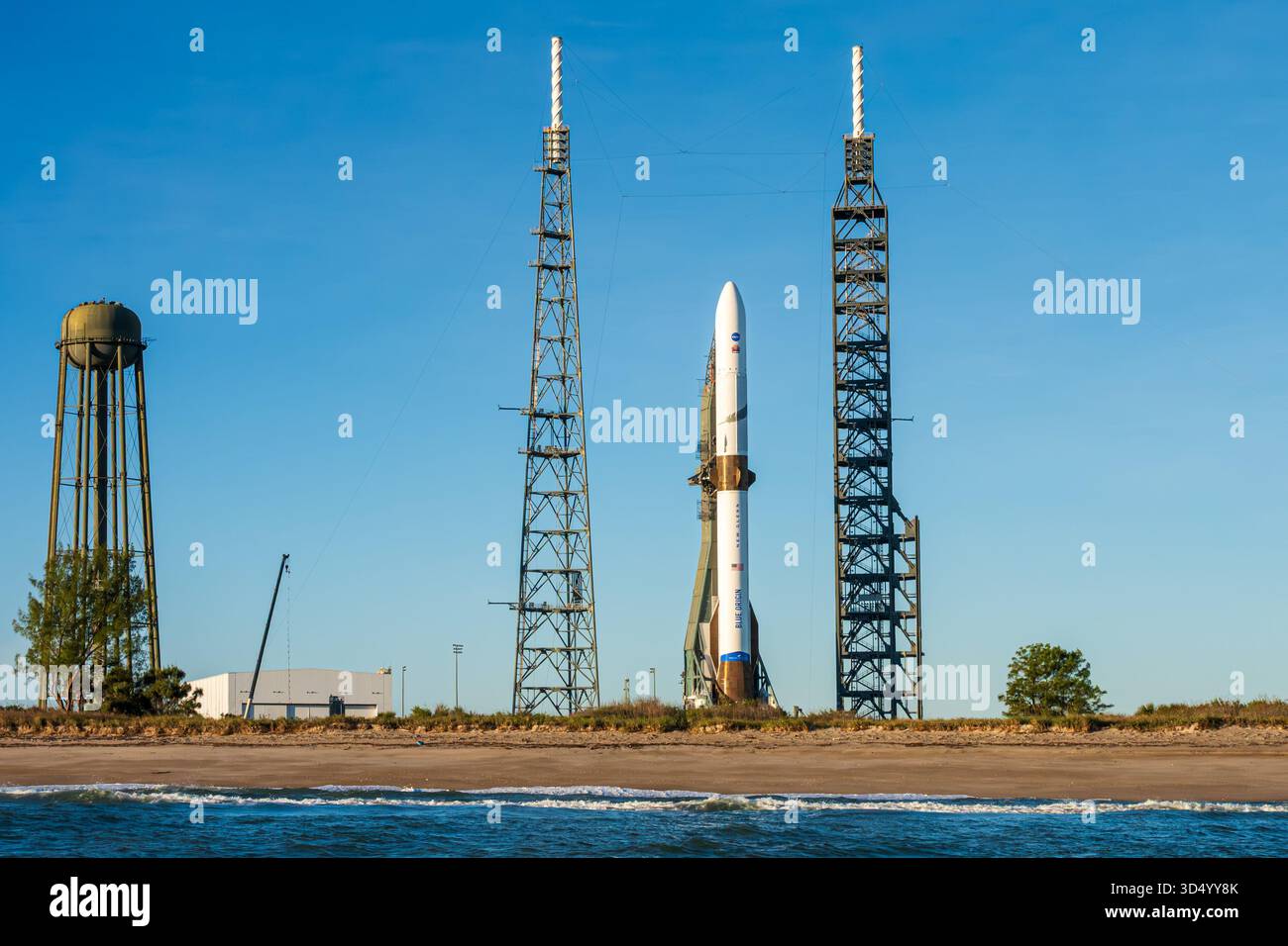Blue origin rocket launch 2025 hi-res stock photography and images - Alamy