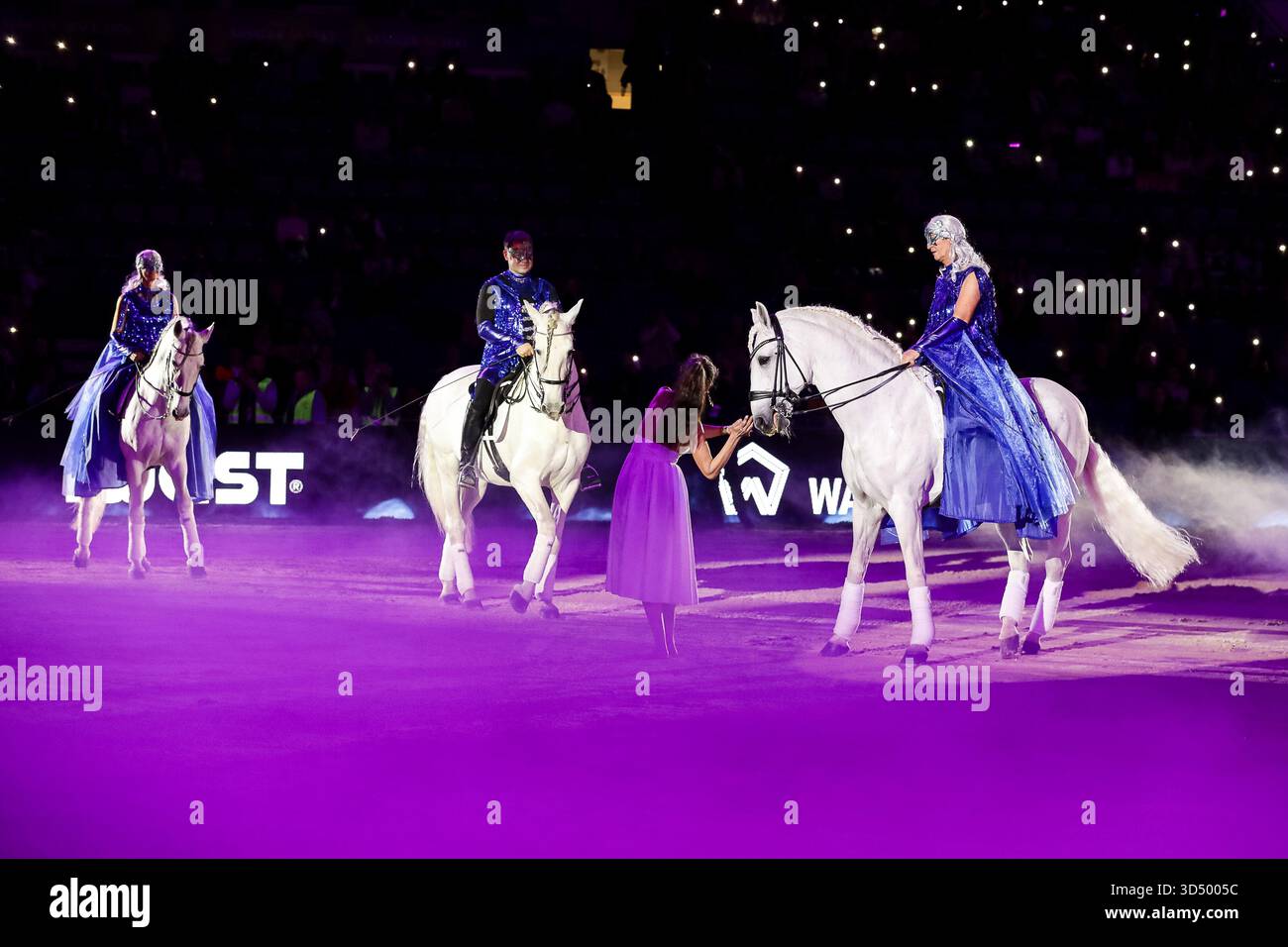 Opening evening Showteam Mirage Espanol GER, Stuttgart German Masters ...