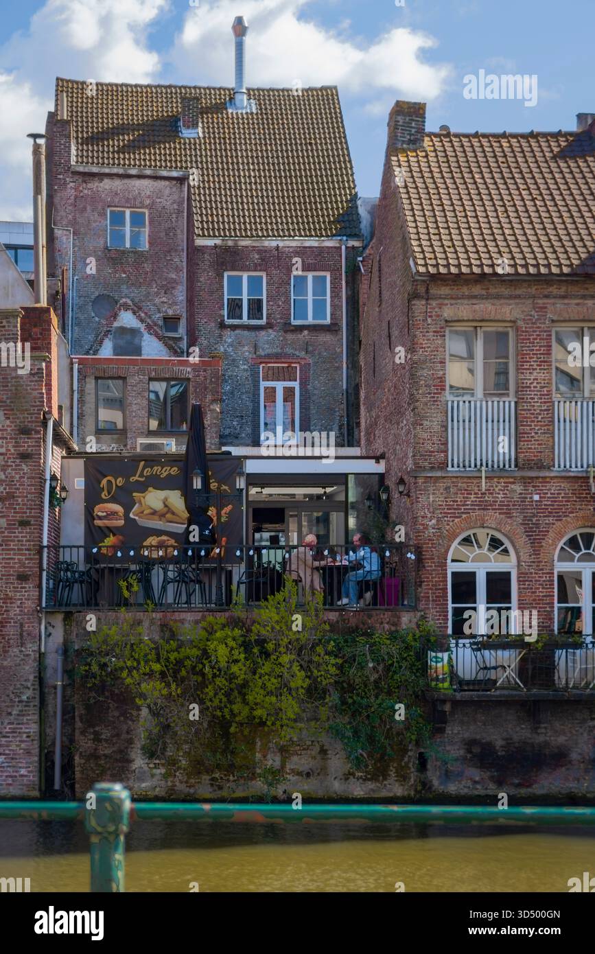 Tables chairs on tiled hi-res stock photography and images - Alamy