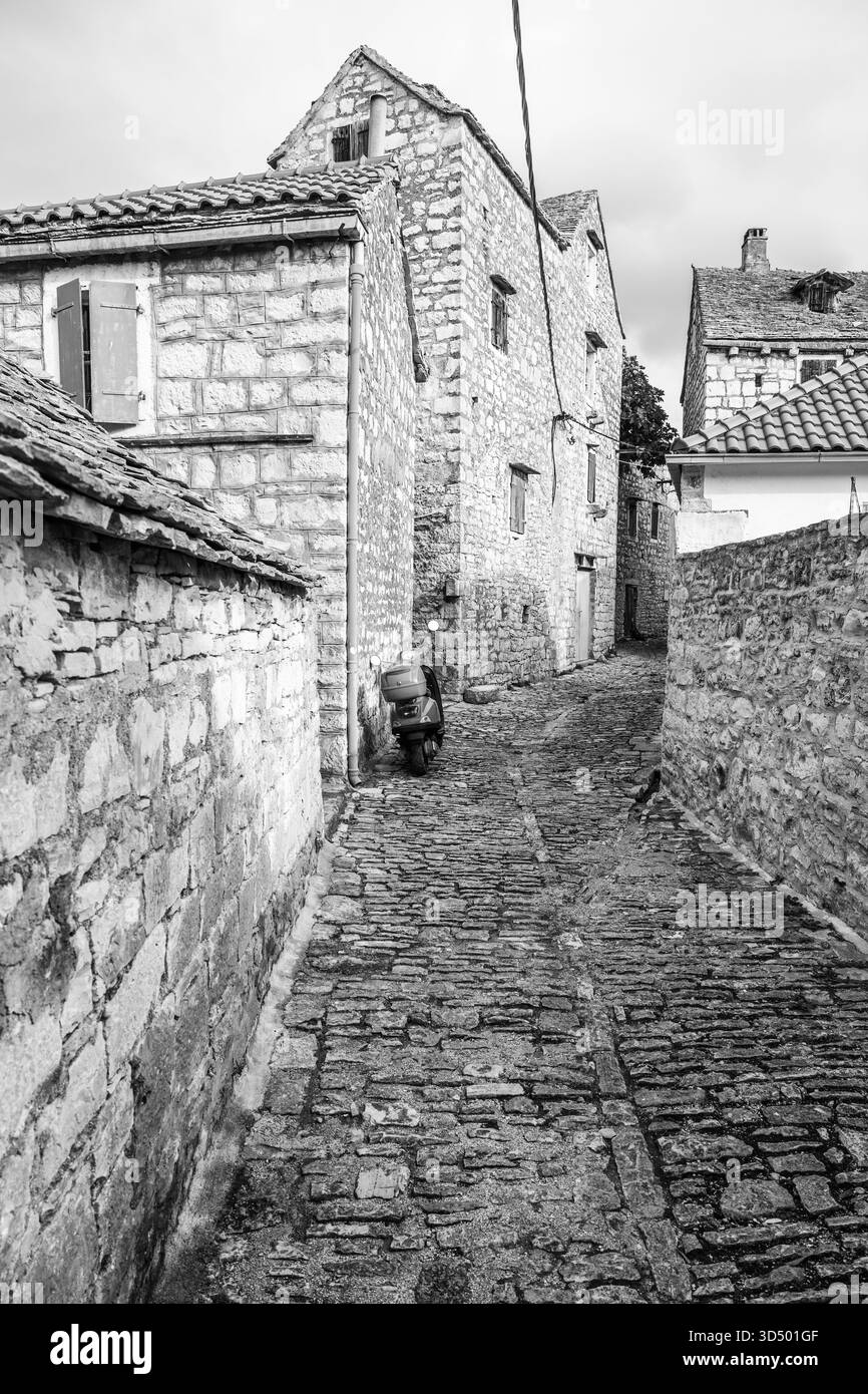 Walls shadows textures Black and White Stock Photos & Images - Alamy