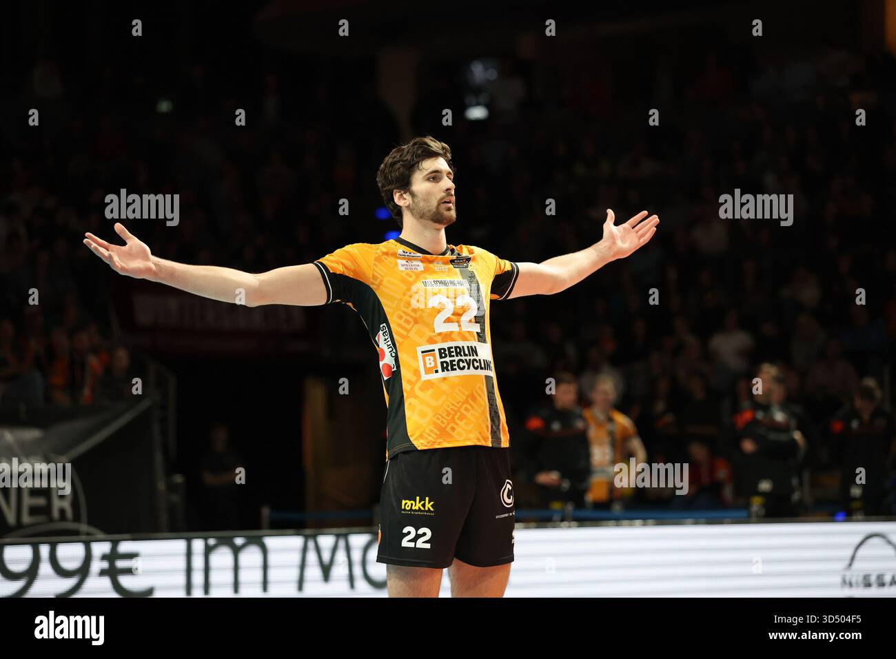 BERLIN, GERMANY - NOVEMBER 12: Jake Hanes (Berlin Recycling Volleys, 22 ...