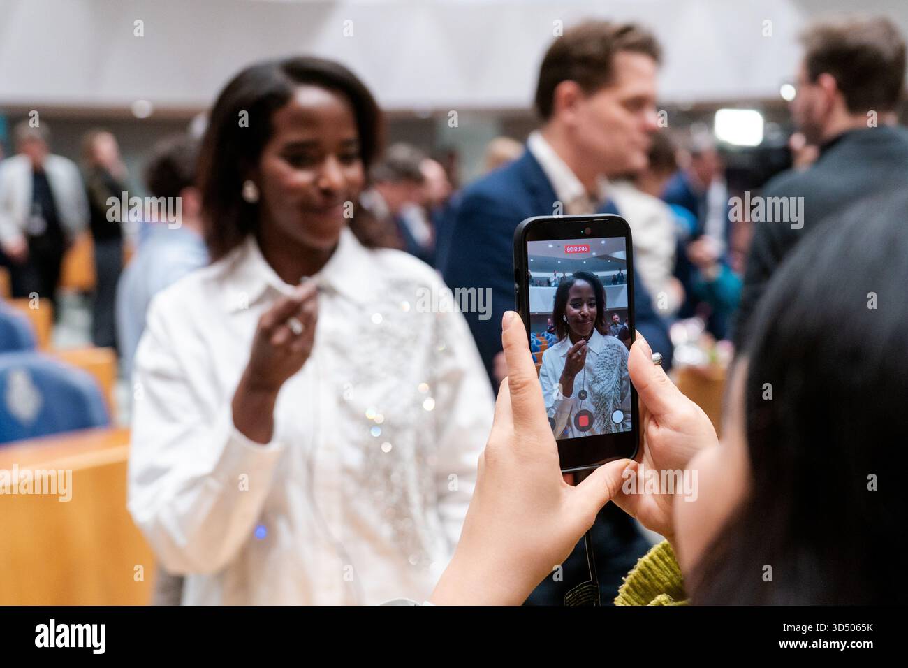 DEN HAAG, NETHERLANDS - NOVEMBER 12: Fathiya Abdi (GroenLinks-PvdA ...