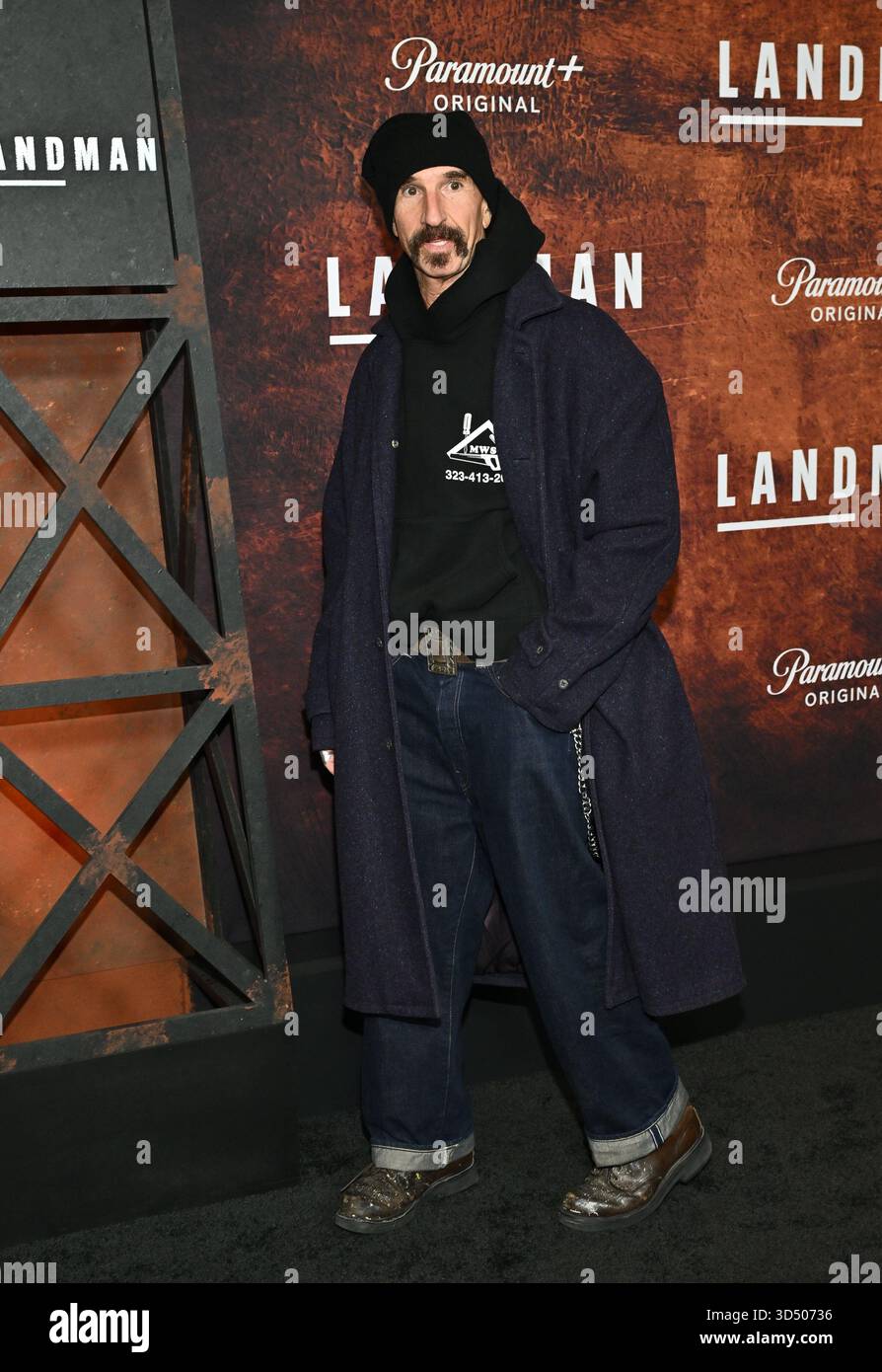 Stephen Kay attends the Paramount+ premiere of "Landman" Season 2 at ...