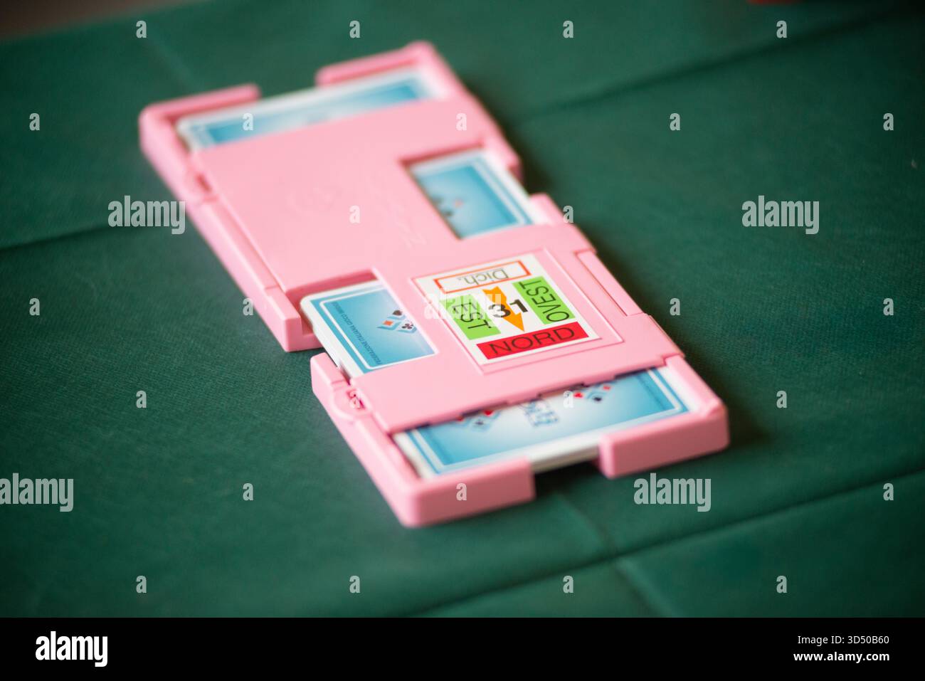 Bridge duplicate boards hi-res stock photography and images - Alamy