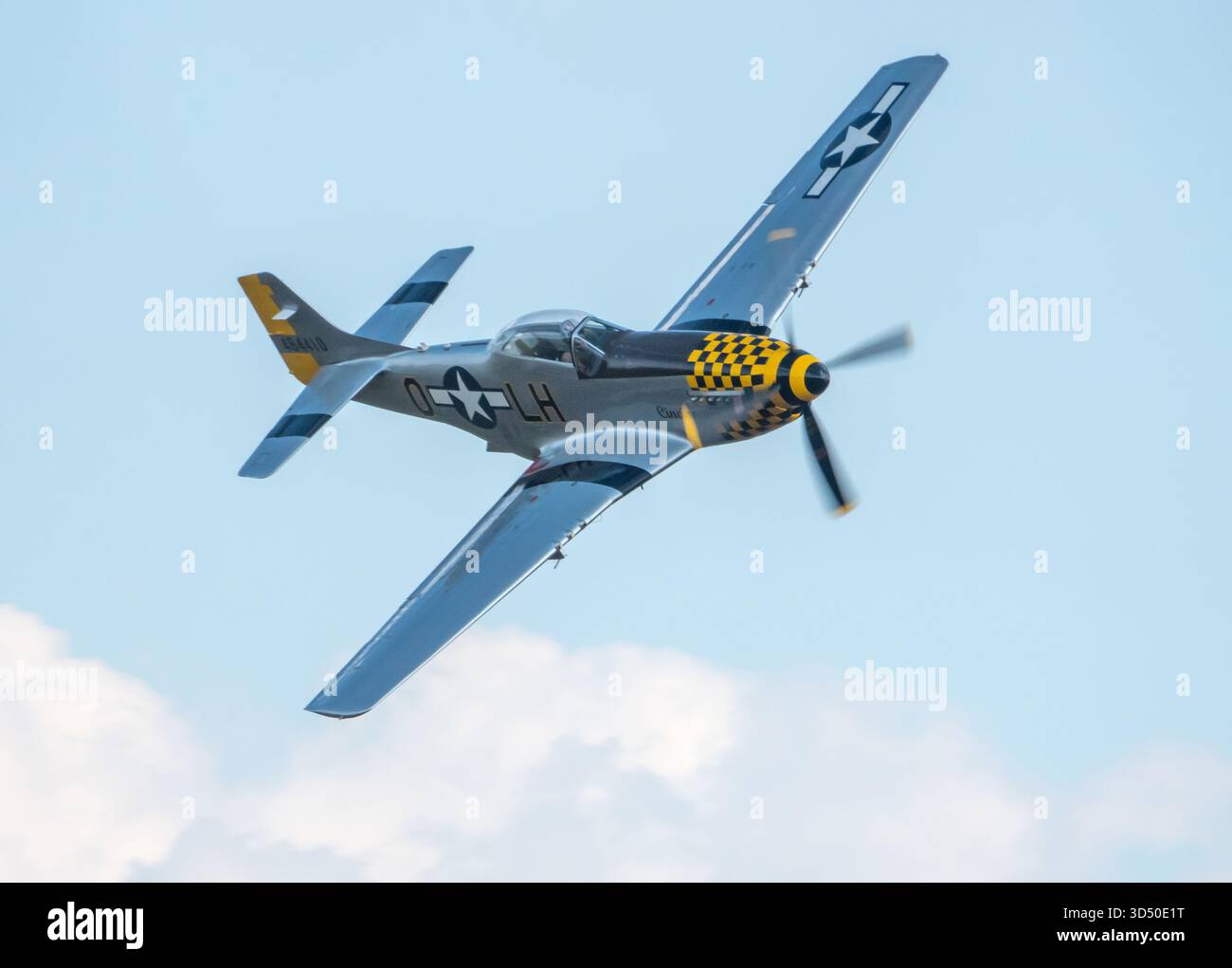 MONROE, NC (USA) - November 9, 2025: A World War II-era P-51 Mustang ...
