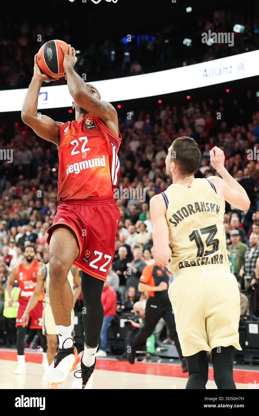 Isiaha Mike (FC Bayern Basketball, #22) with Tomas Satoransky (FC ...