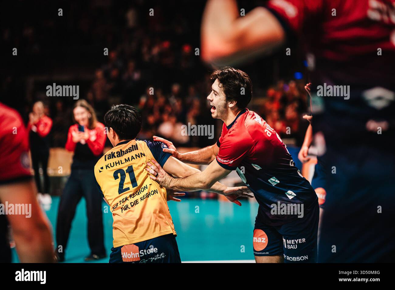 Ethan Champlin (SVG Lüneburg, 20) celebrates with Sho Takahashi (SVG ...