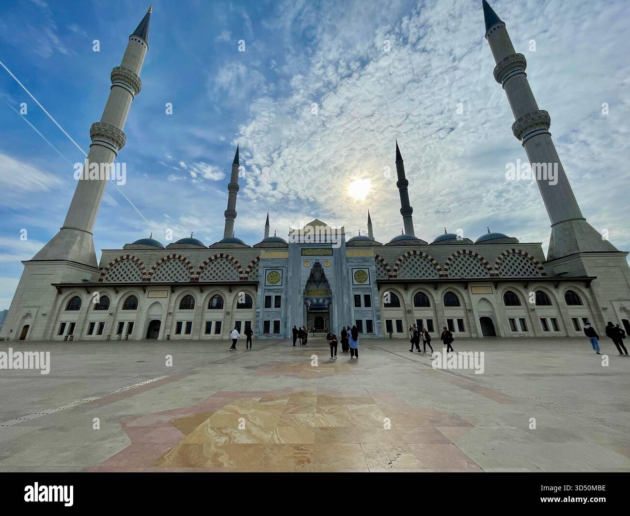 Mosque structural beauty hi-res stock photography and images - Alamy
