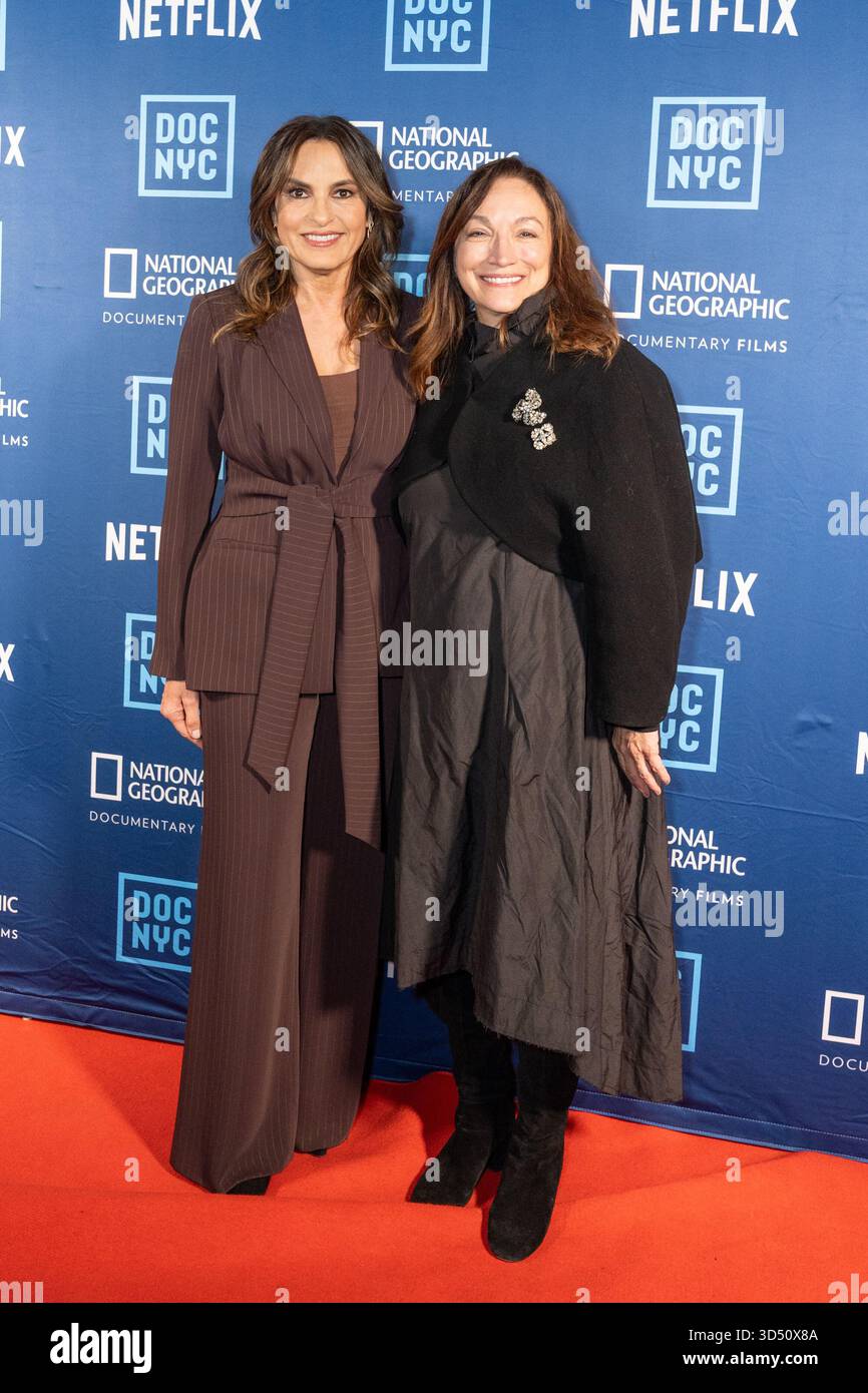Mariska Hargitay (L) attends the 2025 DOC NYC's Visionaries Lunch at ...