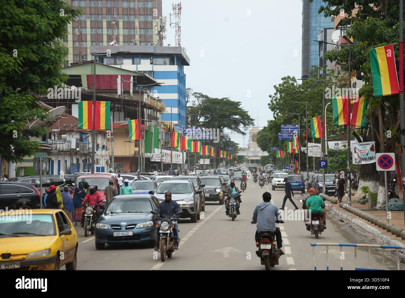 (251113) -- CONAKRY, Nov. 13, 2025 (Xinhua) -- This photo taken on Nov ...
