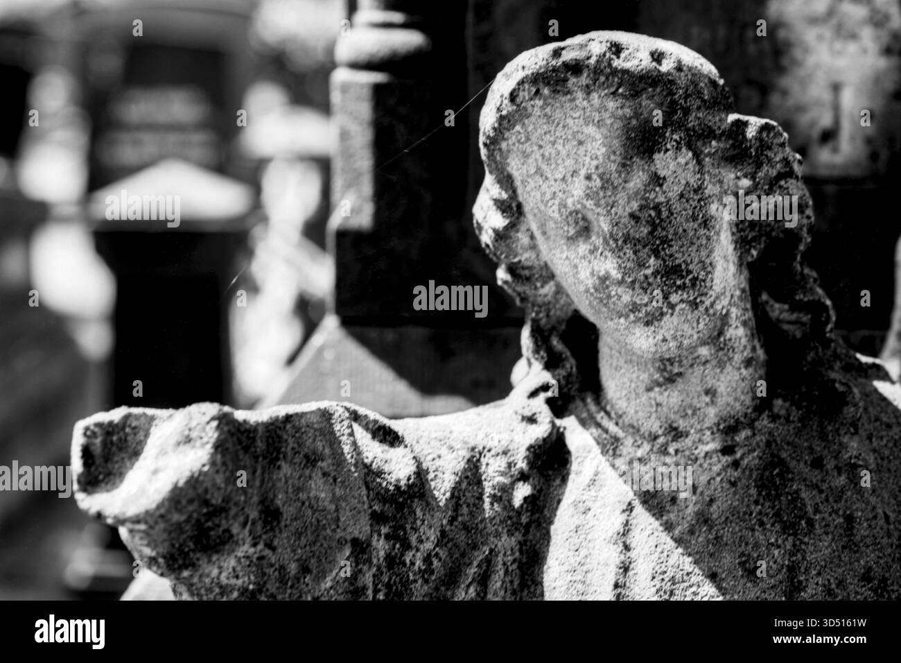 Historical & Ancient Grave Yard & Cementery. Graveyard & Classic ...
