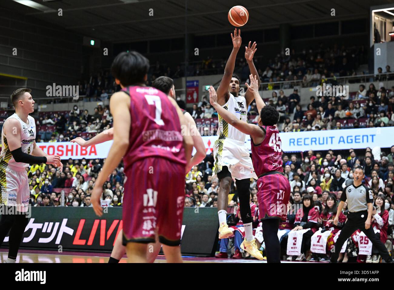 Donte Grantham (Sunrockers), NOVEMBER 12, 2025 - Basketball : 2025-26 B ...